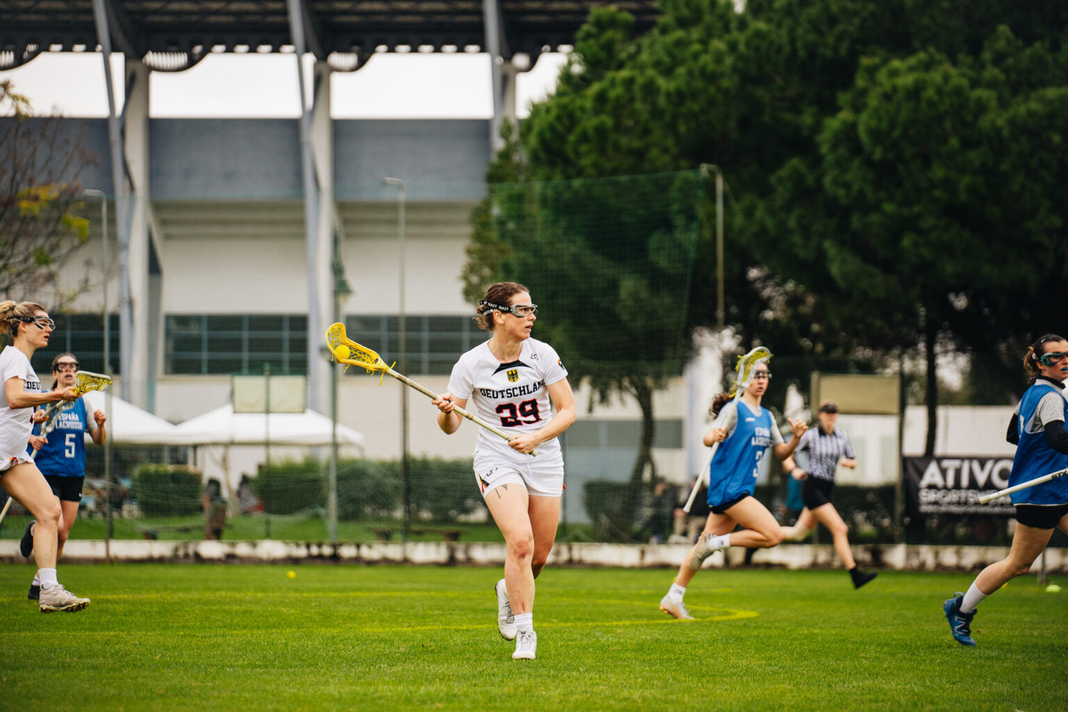 Six teams roll to wins on day one of Women’s European Sixes Qualifier ...